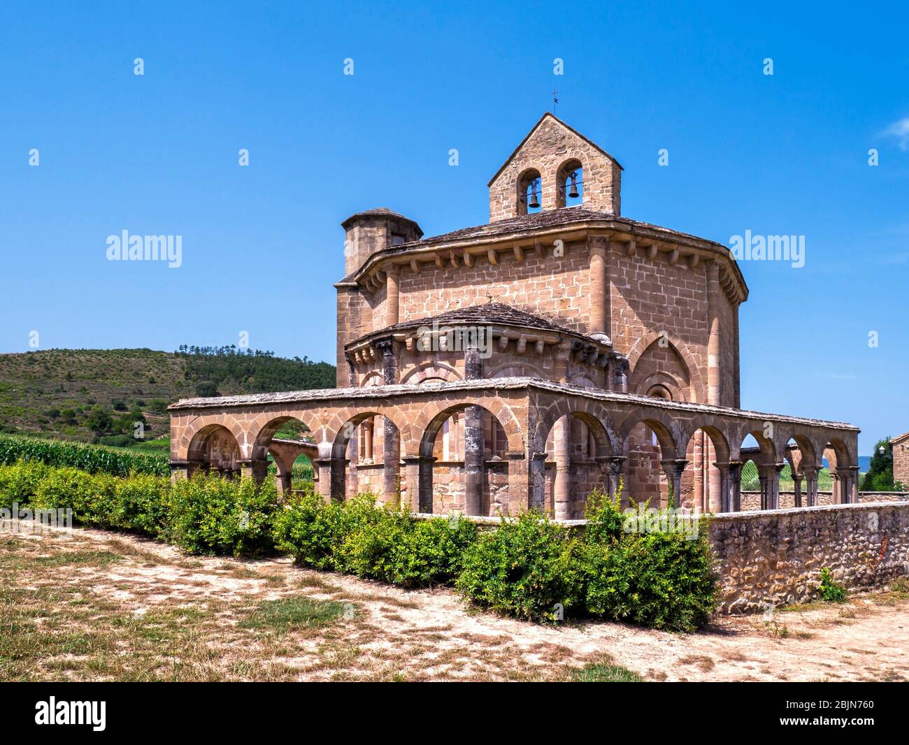 Navarre building eunate spain hi-res stock photography and images - Alamy