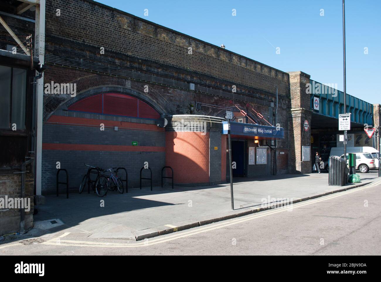 Goldhawk Road Station, Shepherd's Bush, London W12 8EG Stock Photo - Alamy