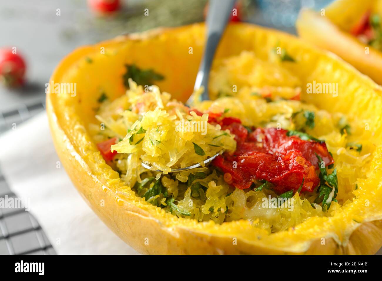 Half cooked spaghetti hi-res stock photography and images - Alamy