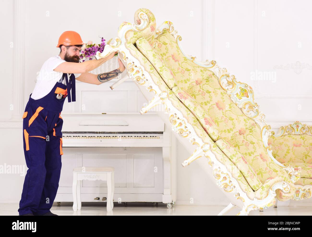 Moving Furniture Lift High Resolution Stock Photography and Images - Alamy