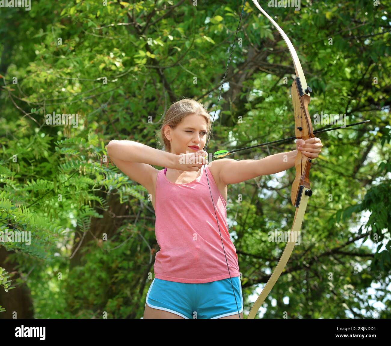Archer woman club hi-res stock photography and images - Alamy