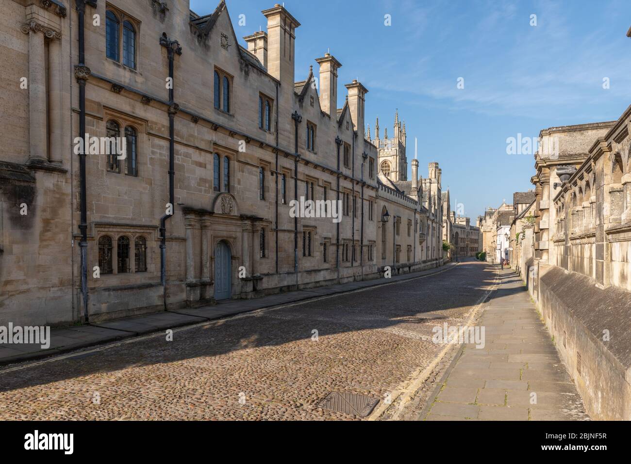 View looking down Merton Street, Oxford, with Merton College on the ...