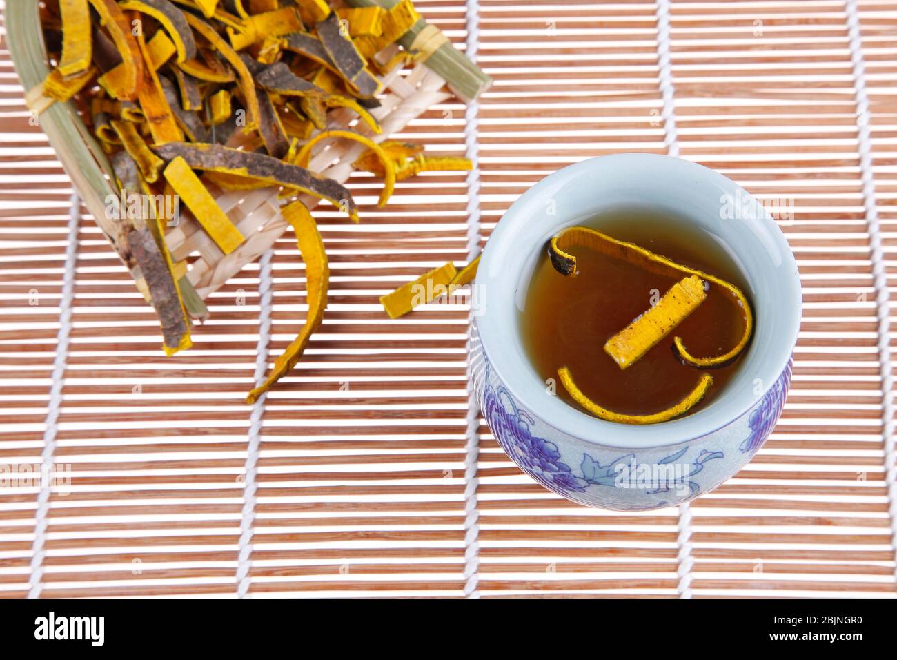 Cortex phellodendri hi-res stock photography and images - Alamy