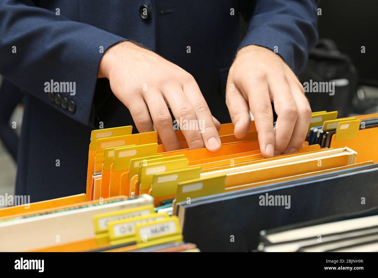 Searching for documents hi-res stock photography and images - Alamy