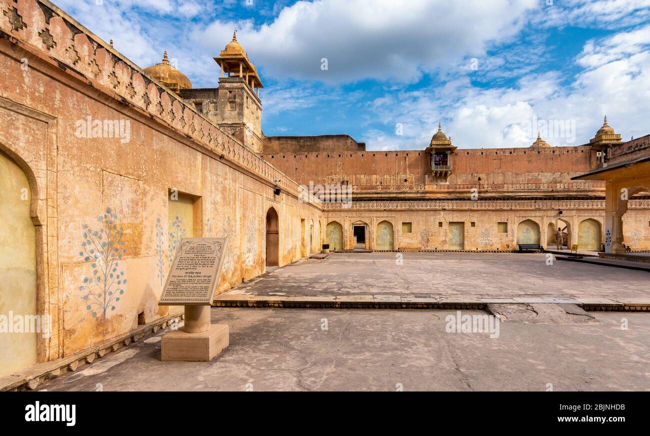 Palace of Raja Man Singh in the Amer Fort in Jaipur, Rajasthan, India ...