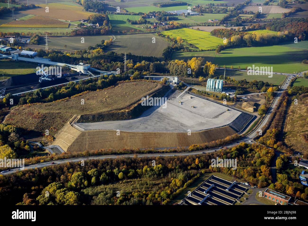 Mining site aerial hi-res stock photography and images - Alamy
