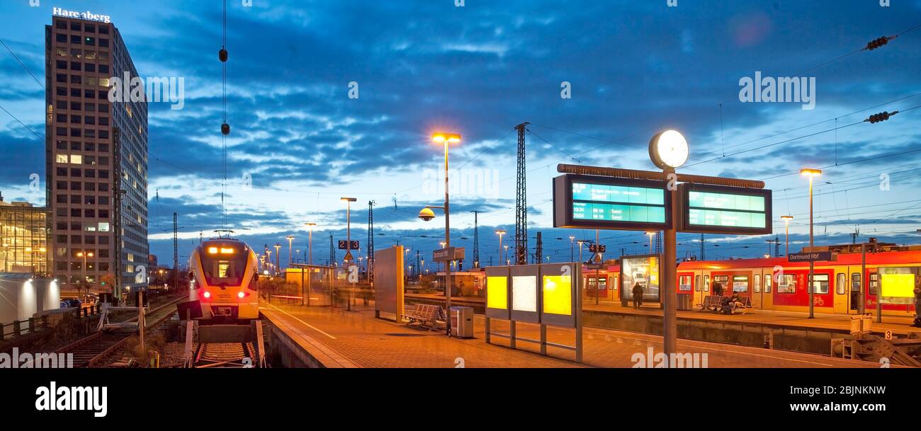 Dortmund main station and city center hi-res stock photography and ...
