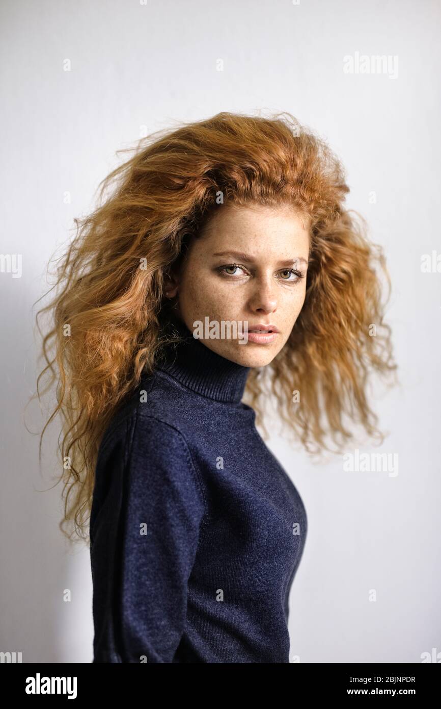 Portrait of a beautiful woman Stock Photo - Alamy
