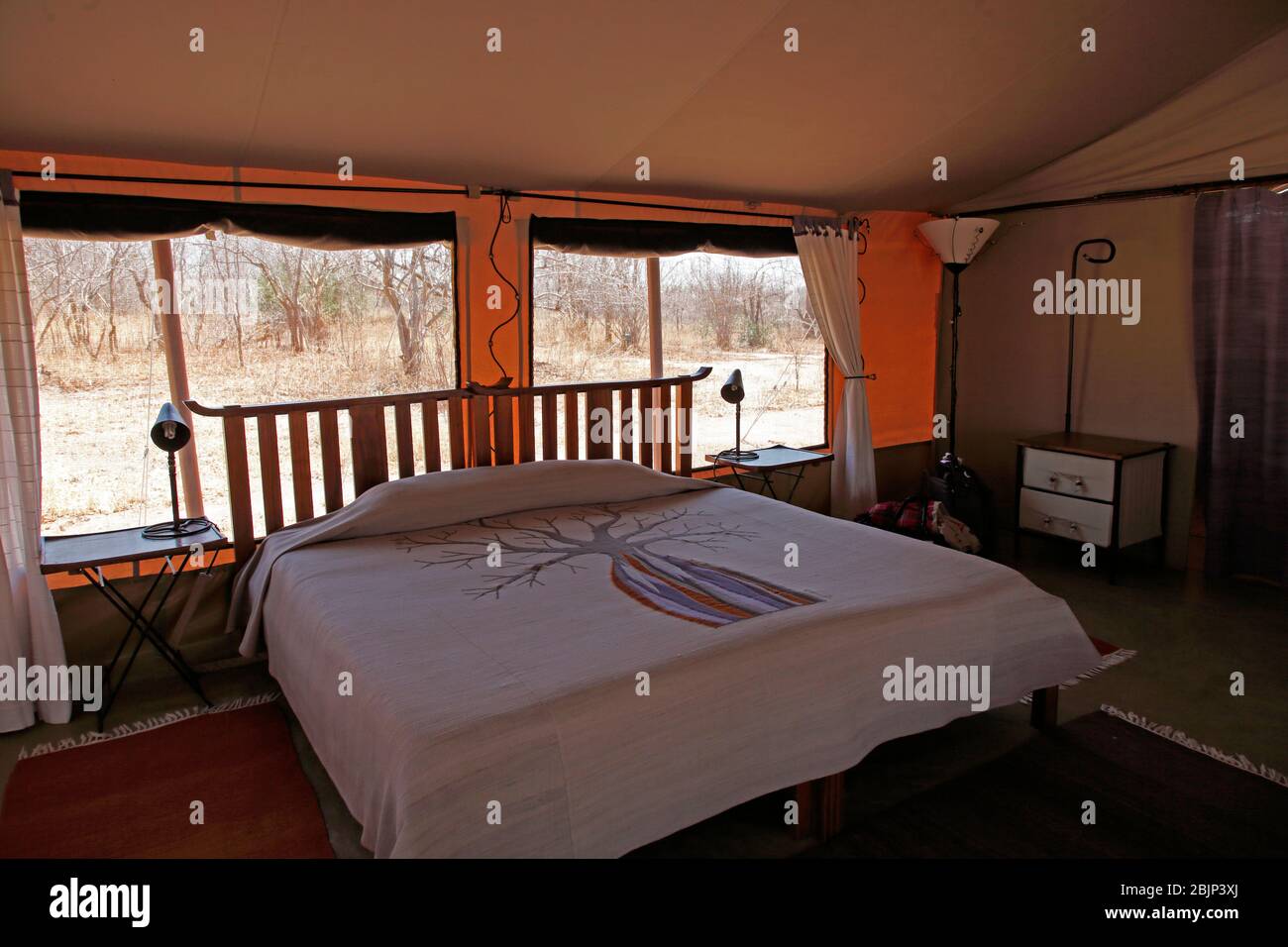 Camp semi permanent hi-res stock photography and images - Alamy