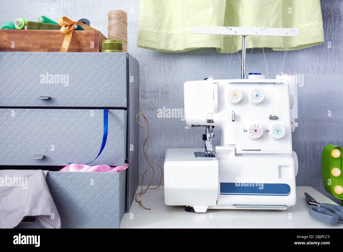 Tailors workspace hi-res stock photography and images - Alamy