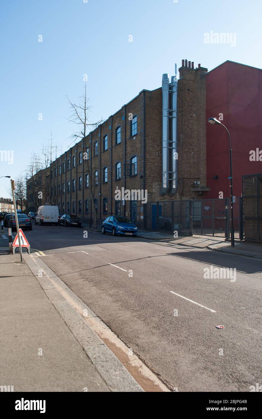 Brick warehouses hi-res stock photography and images - Alamy