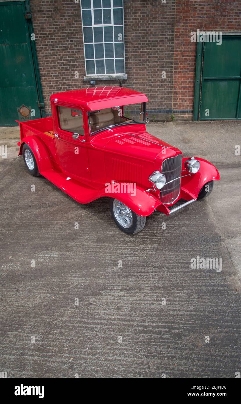 1932 ford model b red hi-res stock photography and images - Alamy