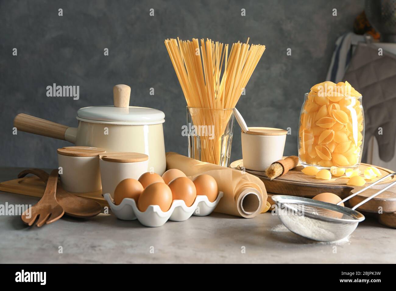 Strainer holder hi-res stock photography and images - Alamy