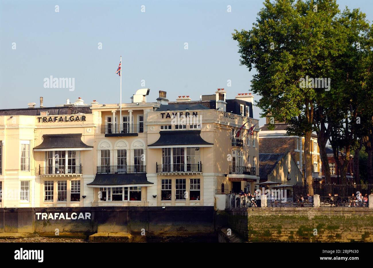 Trafalgar tavern in greenwich hi-res stock photography and images - Alamy