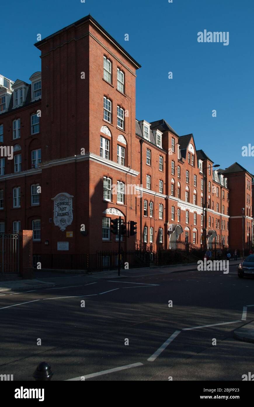 1890s Architecture Glyn Mansions, Hammersmith Road, West Kensington ...