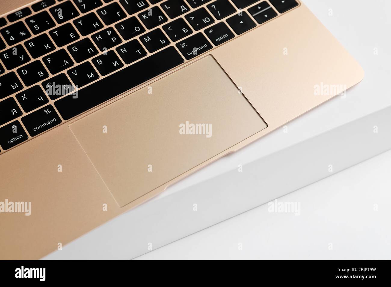 Macbook box hi-res stock photography and images - Alamy