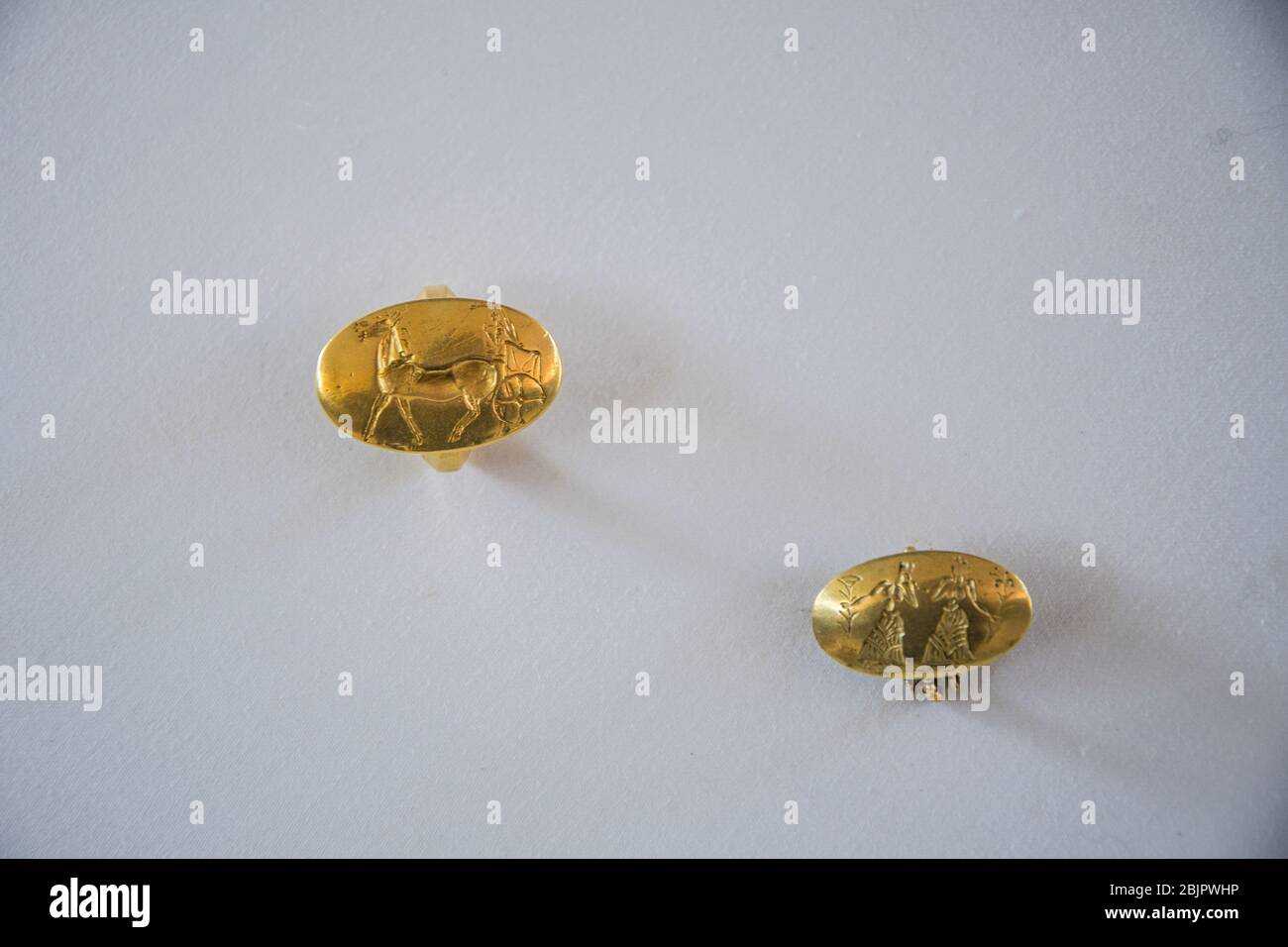 Mycenaean rings hi-res stock photography and images - Alamy