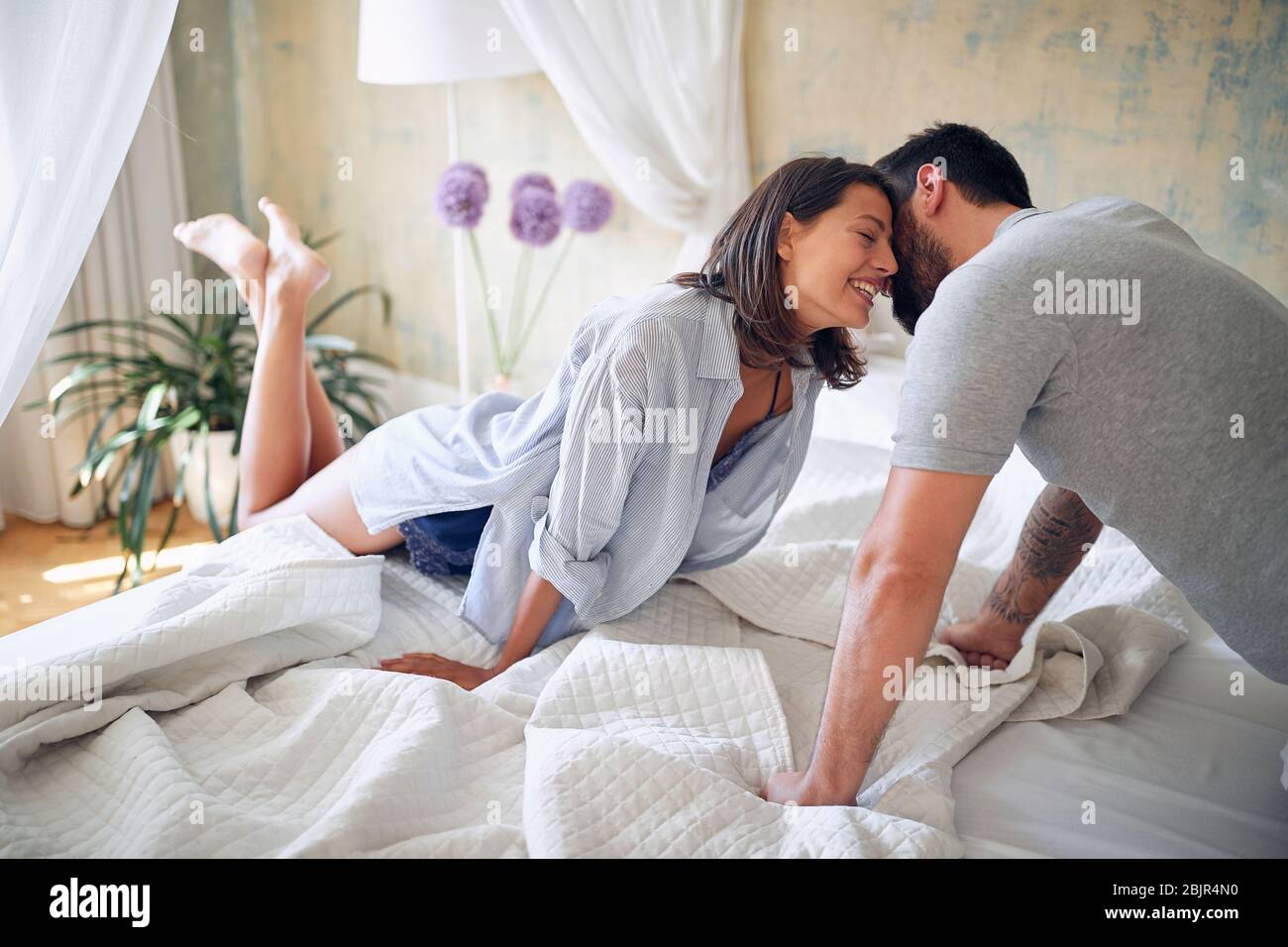 Couple intimate bedroom hi-res stock photography and images - Alamy