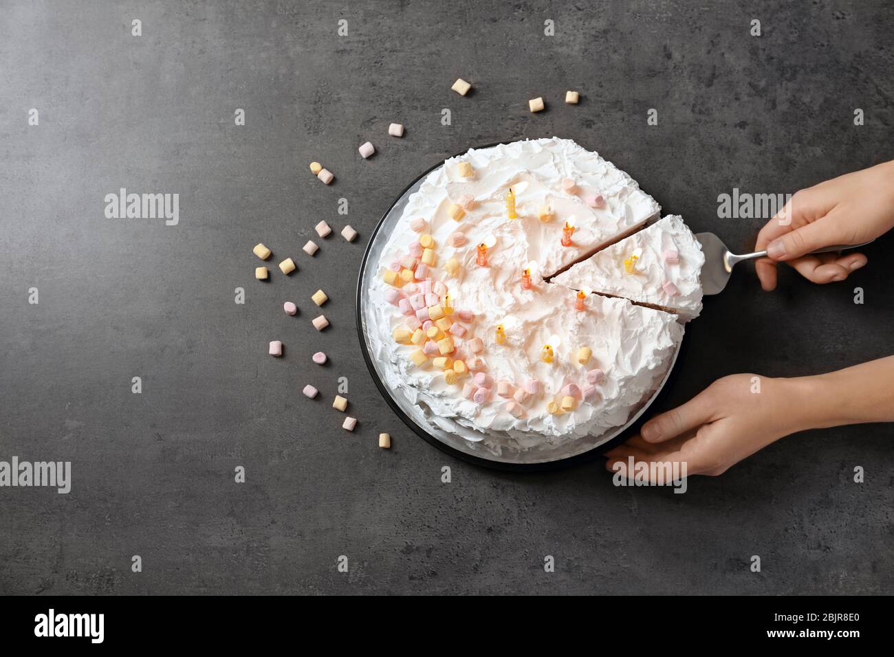 Woman cake server taking hi-res stock photography and images - Alamy