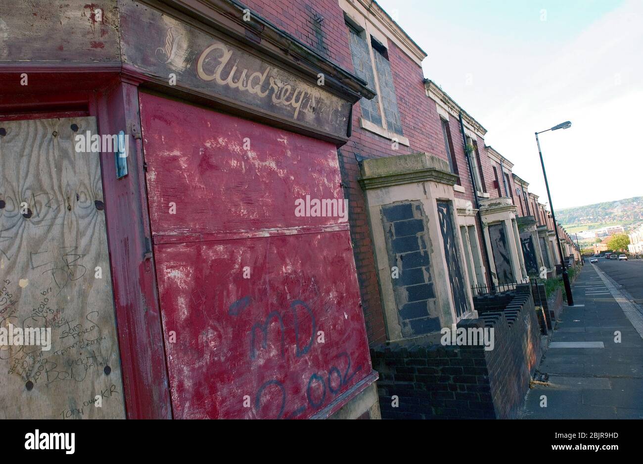 Boarded up terraced housing & closed corner shop in Newcastle's West ...