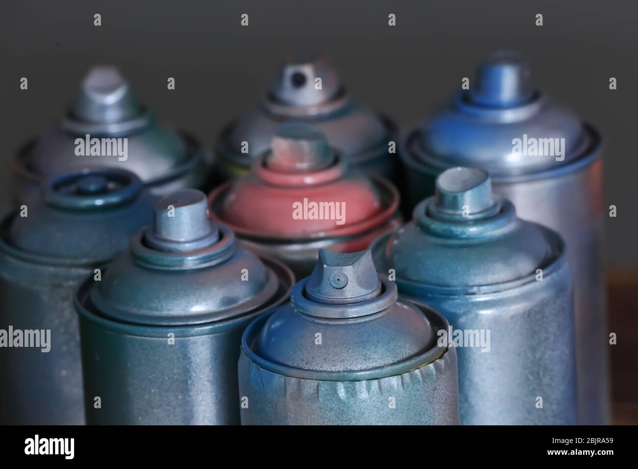 Used cans of spray paint, closeup Stock Photo - Alamy