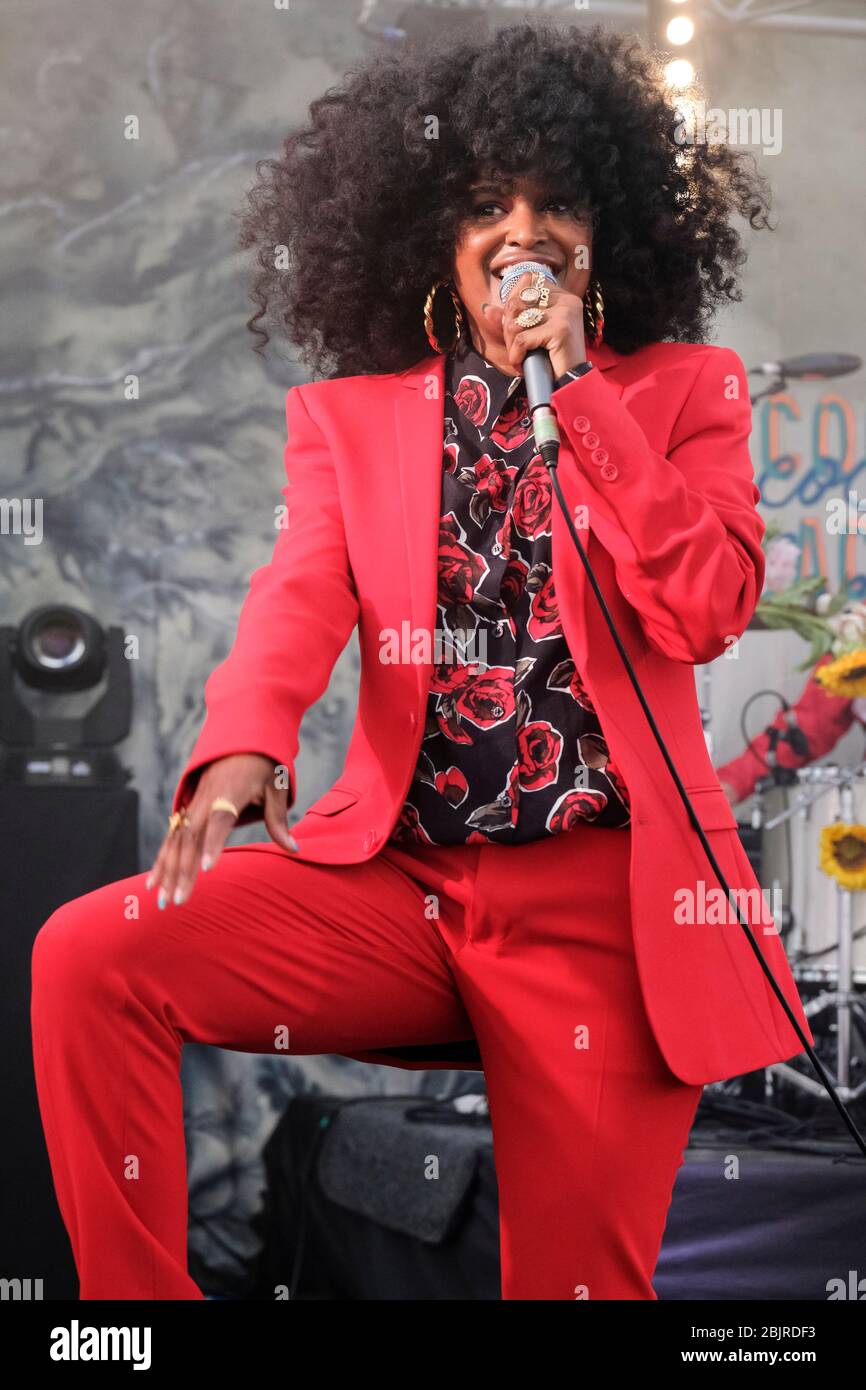 Iris Gold performing at the Larmer Tree Festival, Tollard Royal ...