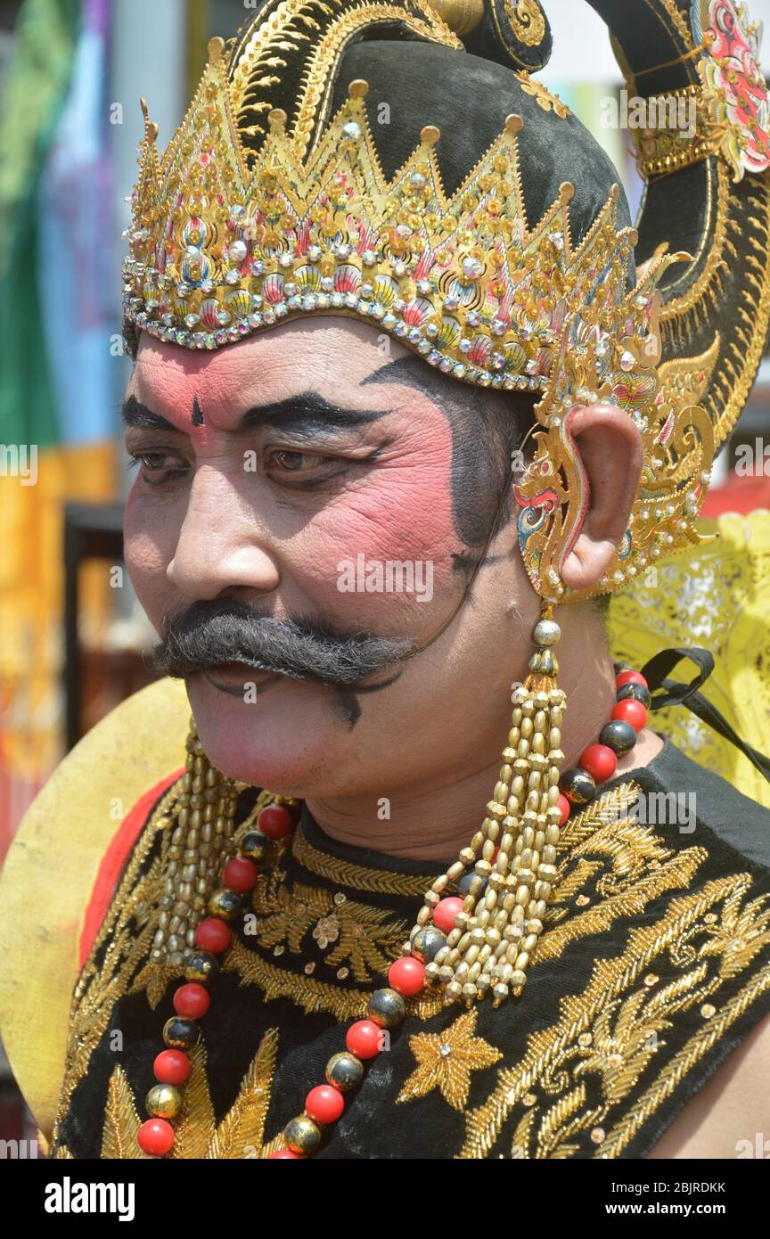 Wayang orang hi-res stock photography and images - Alamy