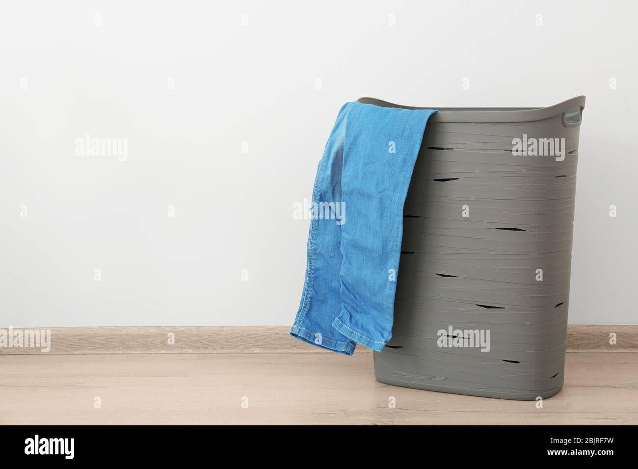 Laundry bin hi-res stock photography and images - Alamy