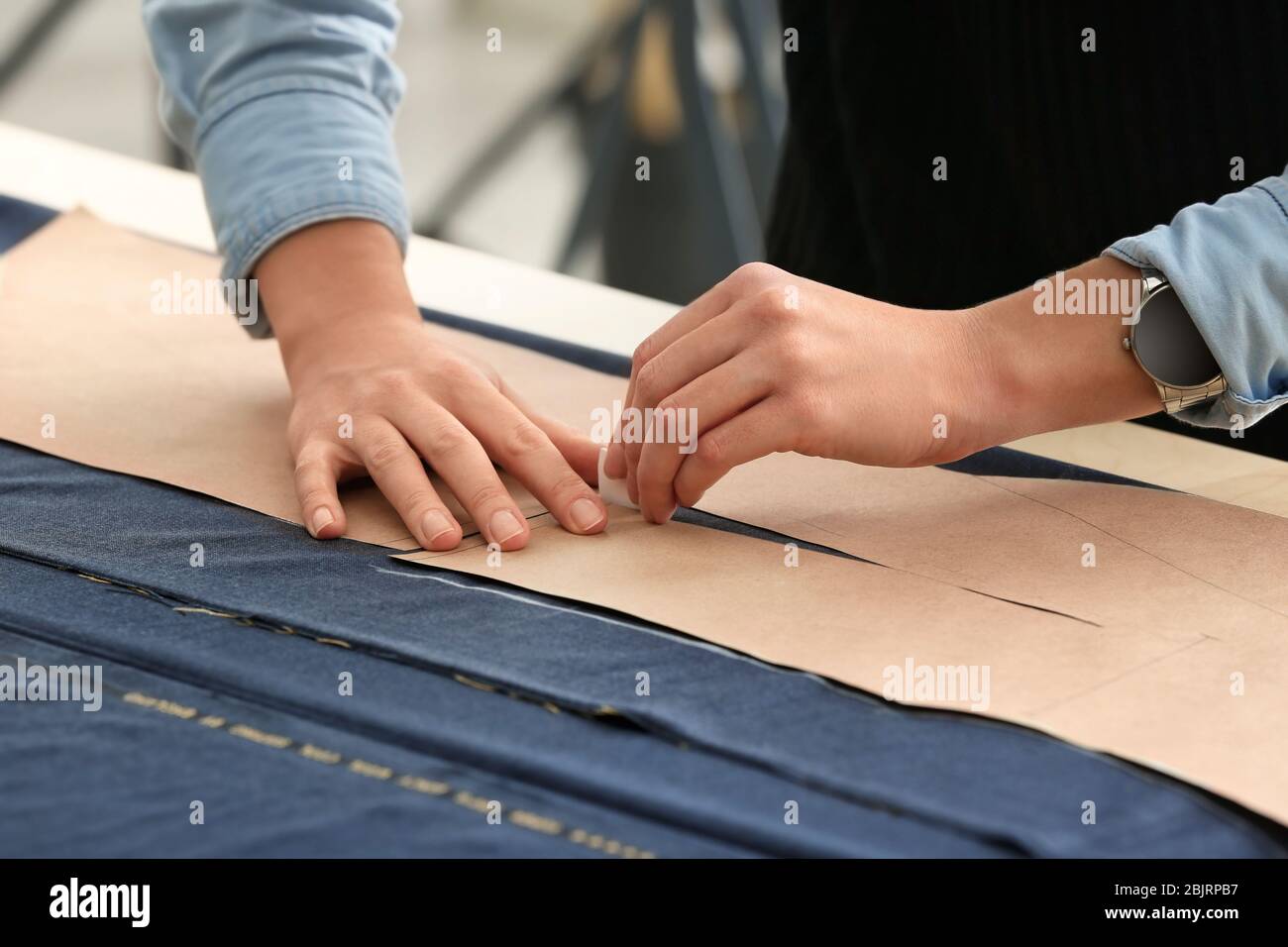 Bespoke paper pattern hi-res stock photography and images - Alamy