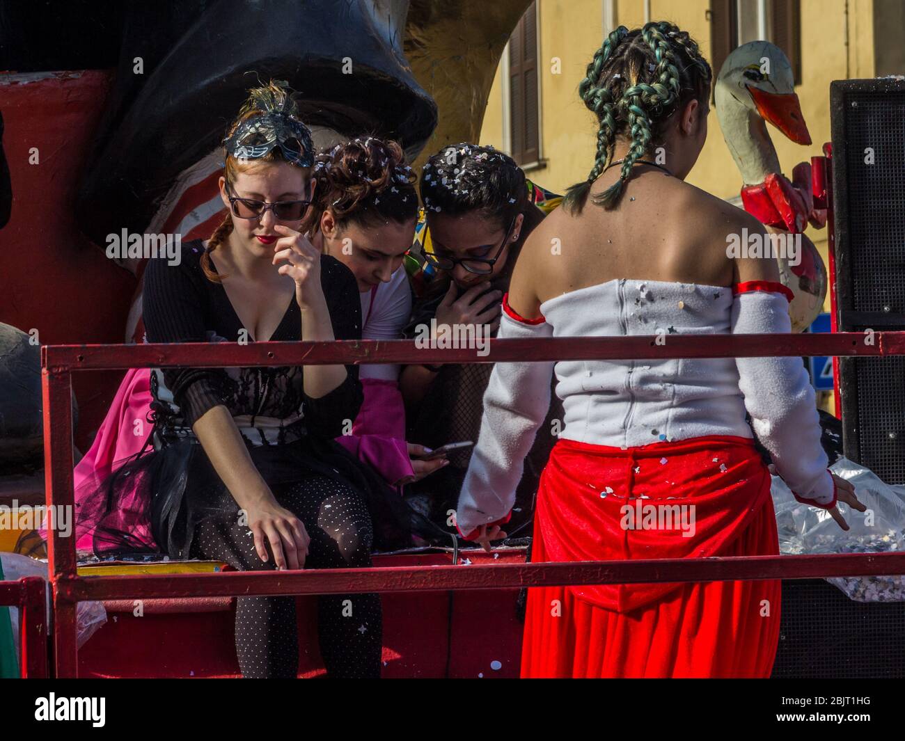 Masquerade parade at carnival in Crema Stock Photo - Alamy