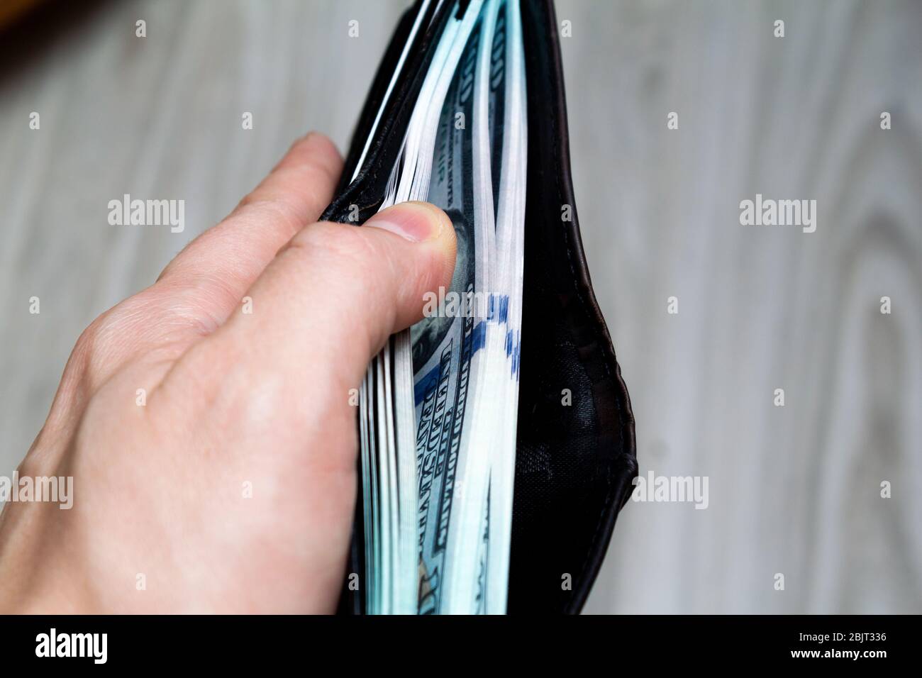 Side View Stack Cash High Resolution Stock Photography and Images - Alamy