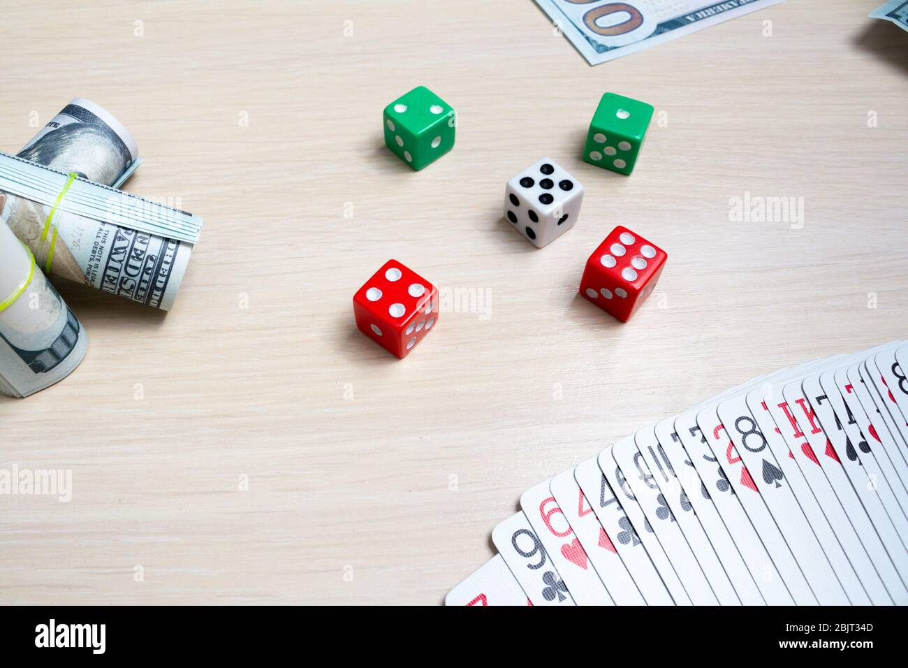 Light wooden dice hi-res stock photography and images - Alamy