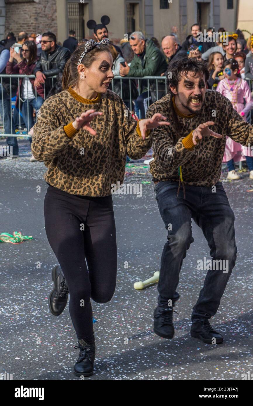 Masquerade parade at carnival in Crema Stock Photo - Alamy
