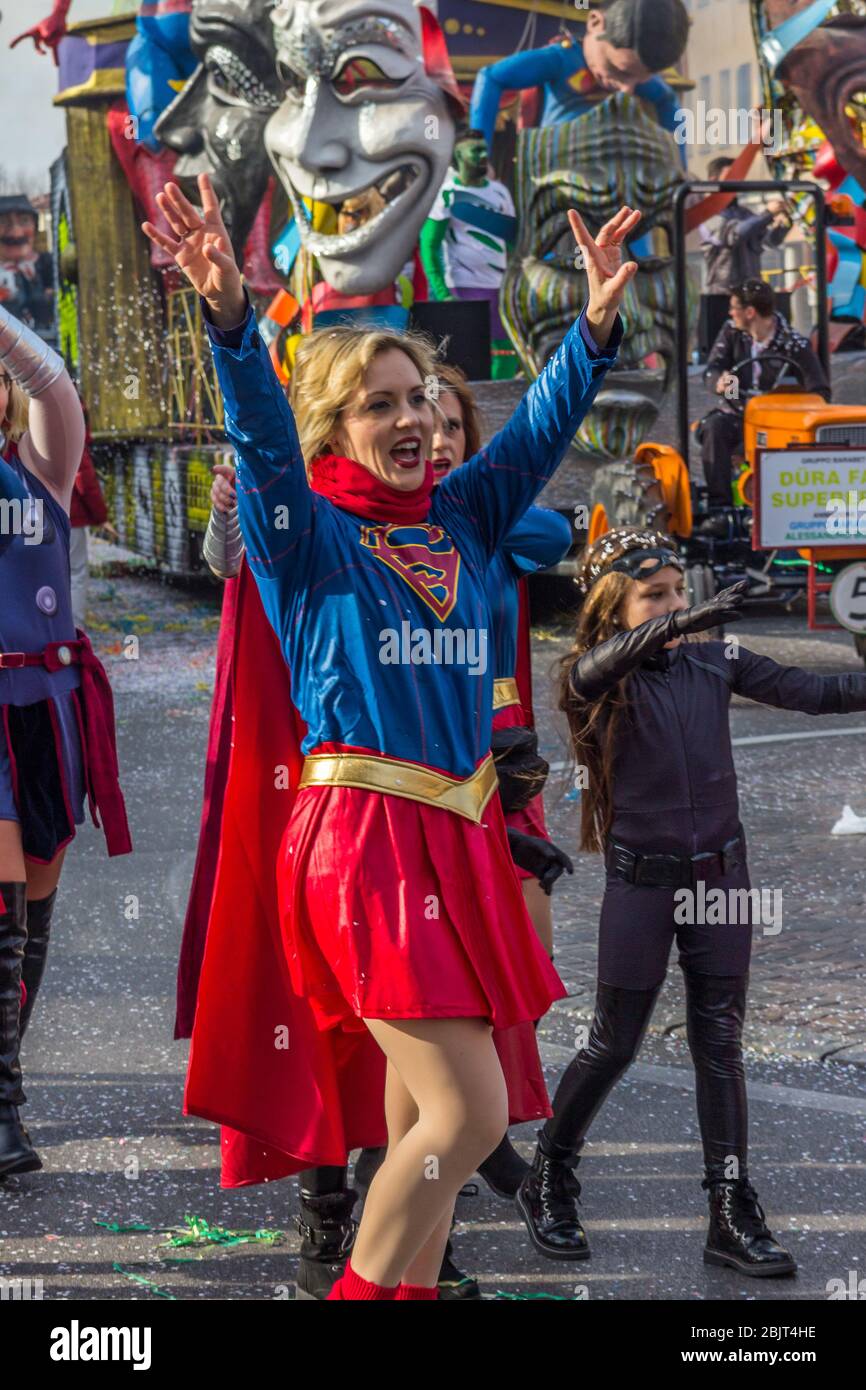 Masquerade parade at carnival in Crema Stock Photo - Alamy