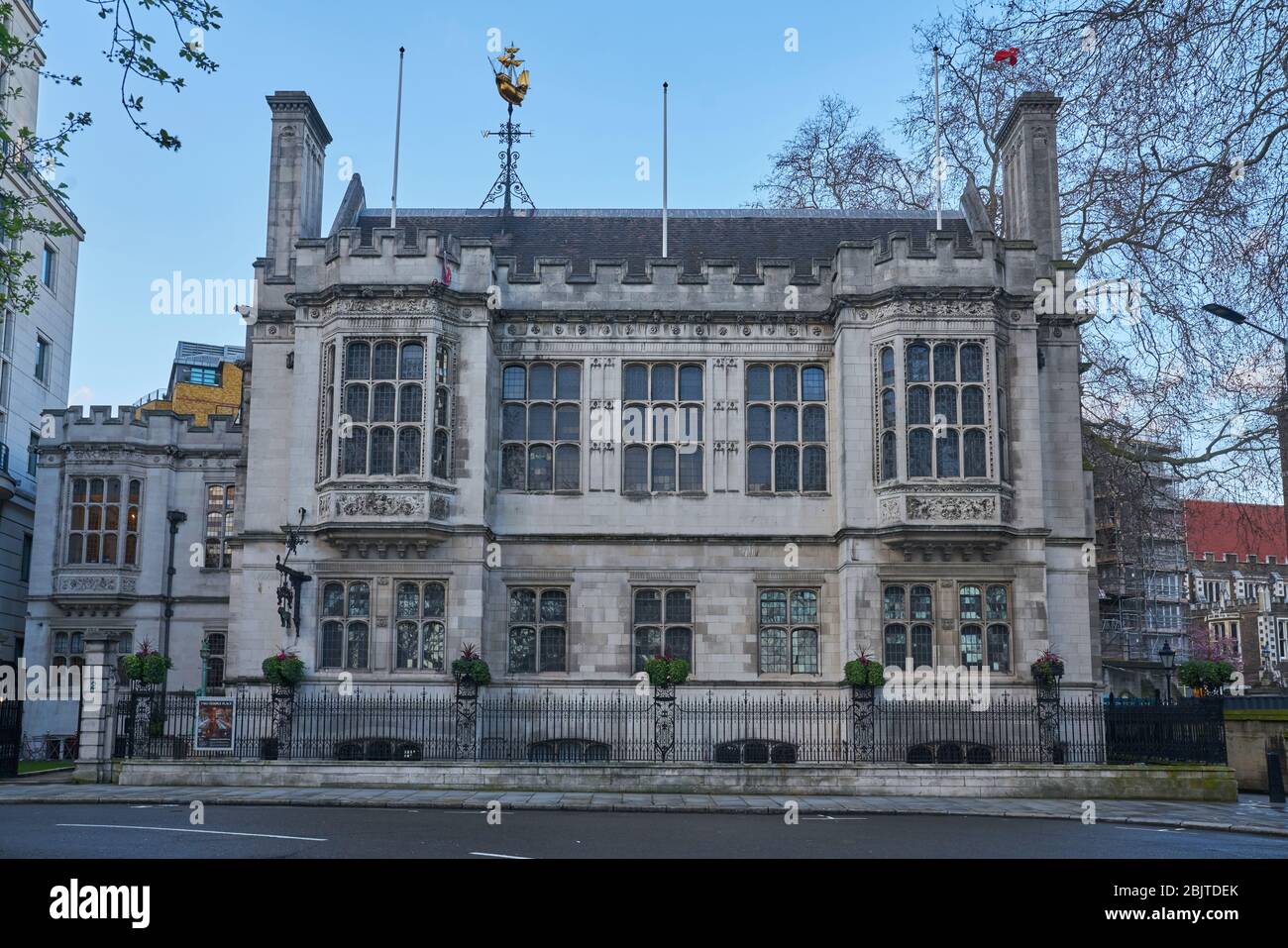 two temple place Stock Photo - Alamy