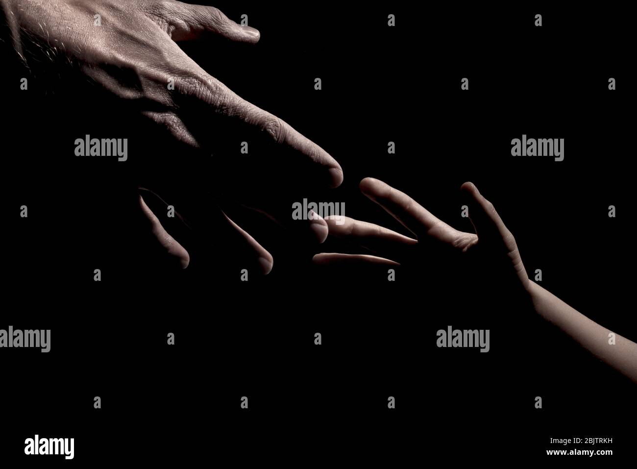 Hands reaching out hi-res stock photography and images - Alamy