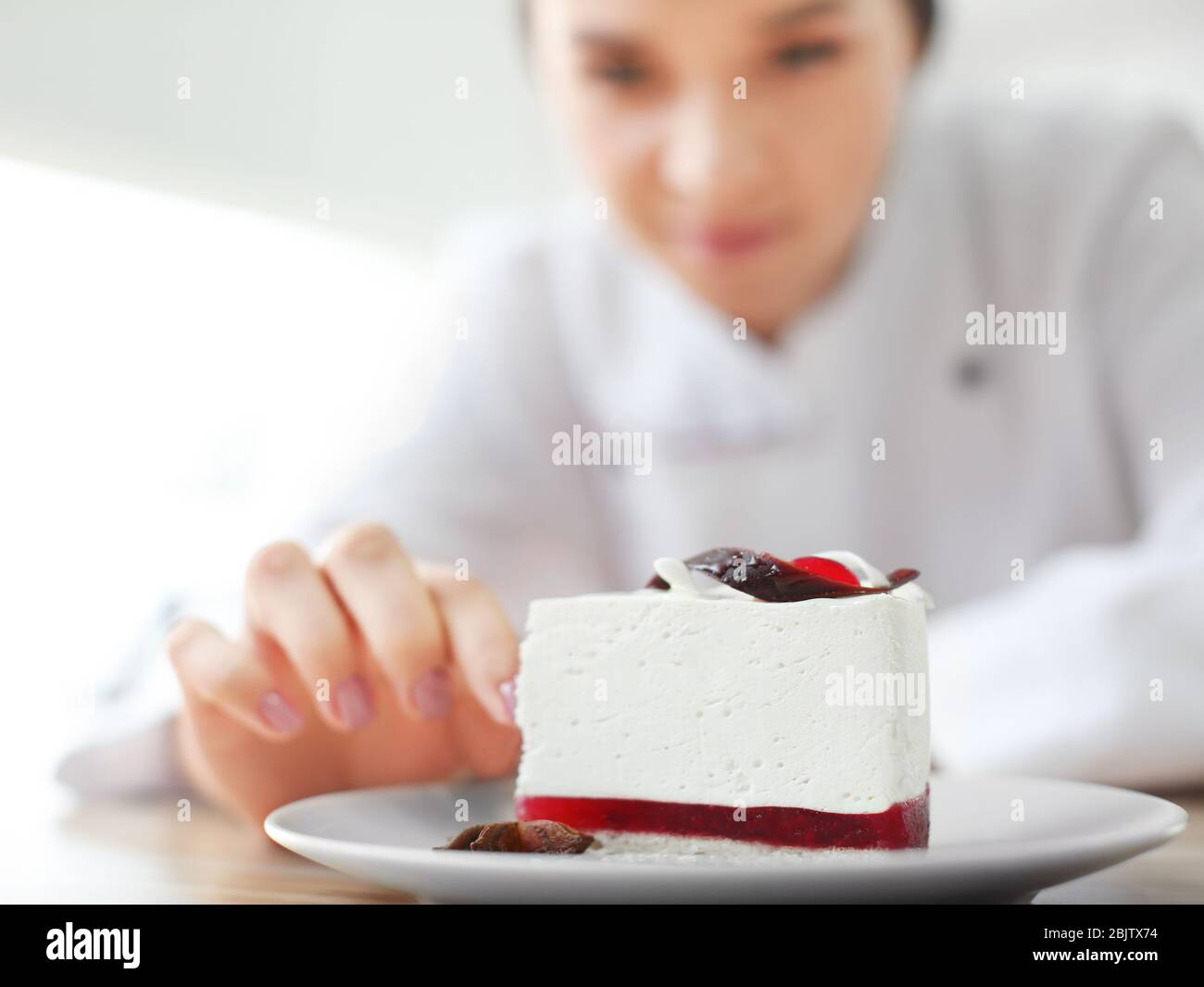 Closeup kitchen staff female hi-res stock photography and images - Alamy