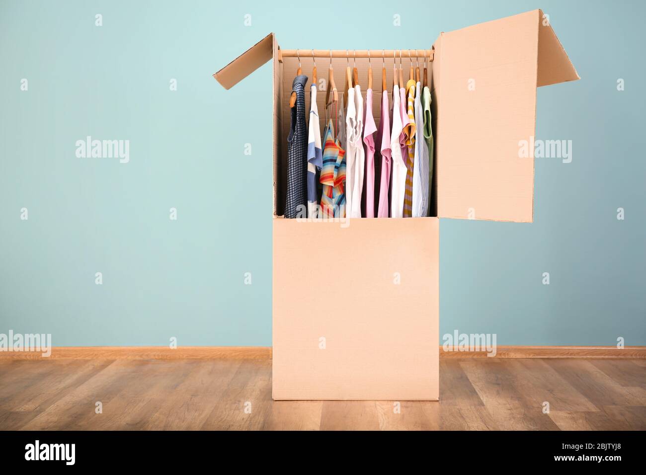 Wardrobe box hi-res stock photography and images - Alamy