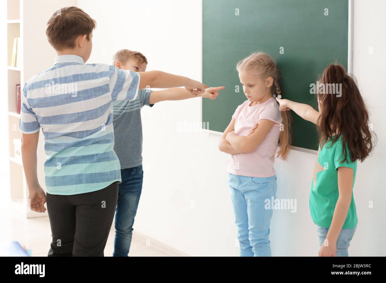 Children and school and bullied hi-res stock photography and images - Alamy