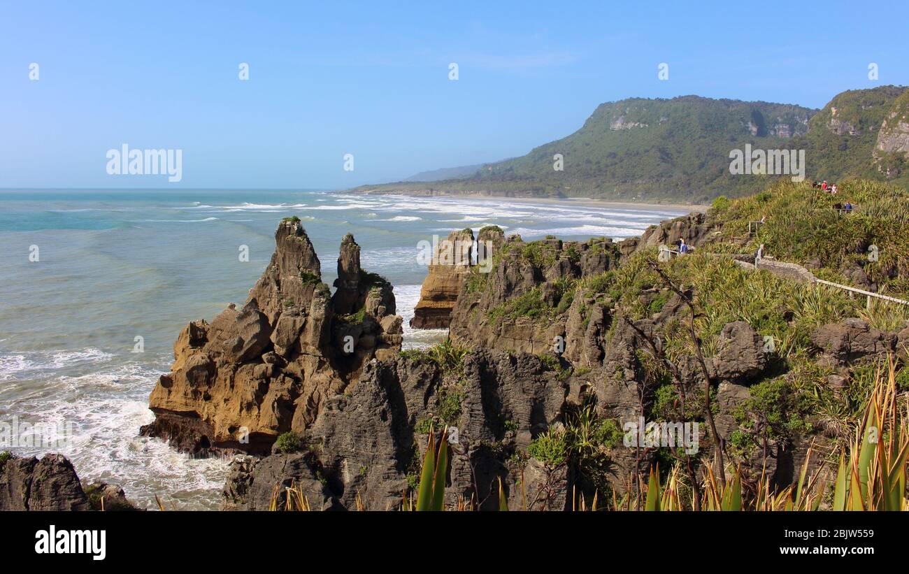 Punakaiki dark hi-res stock photography and images - Alamy
