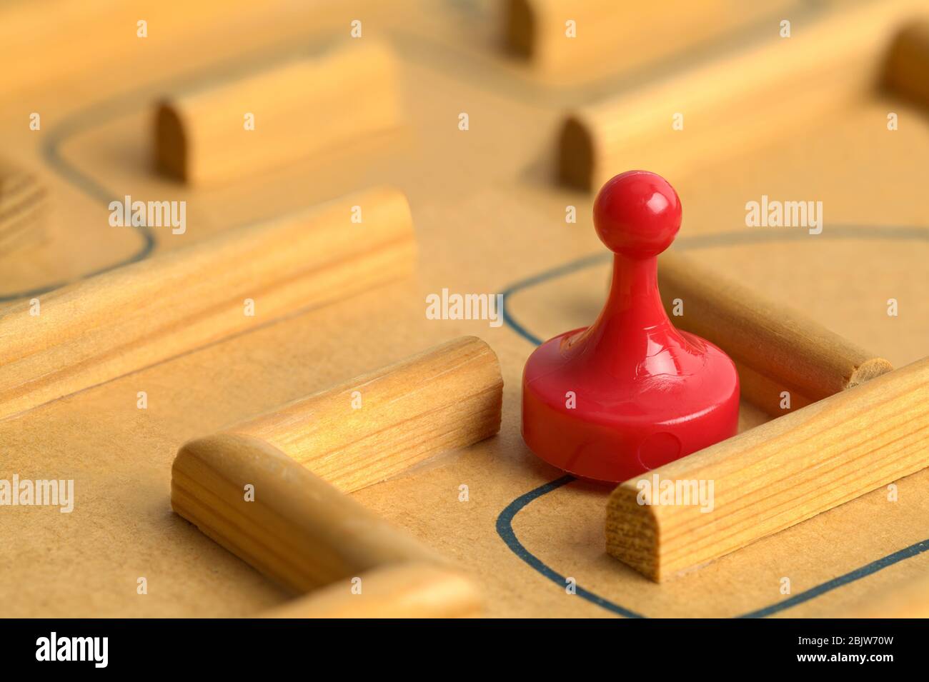 Maze strategy hi-res stock photography and images - Alamy