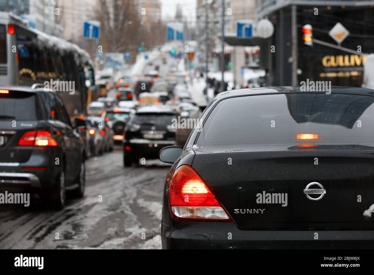 KYIV, UKRAINE - DECEMBER 19, 2017: Cars in traffic jam on city road ...