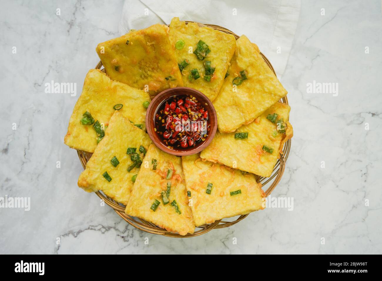 Tempe Mendoan : Indonesian Traditional Food Deep Fried Tempeh Stock ...