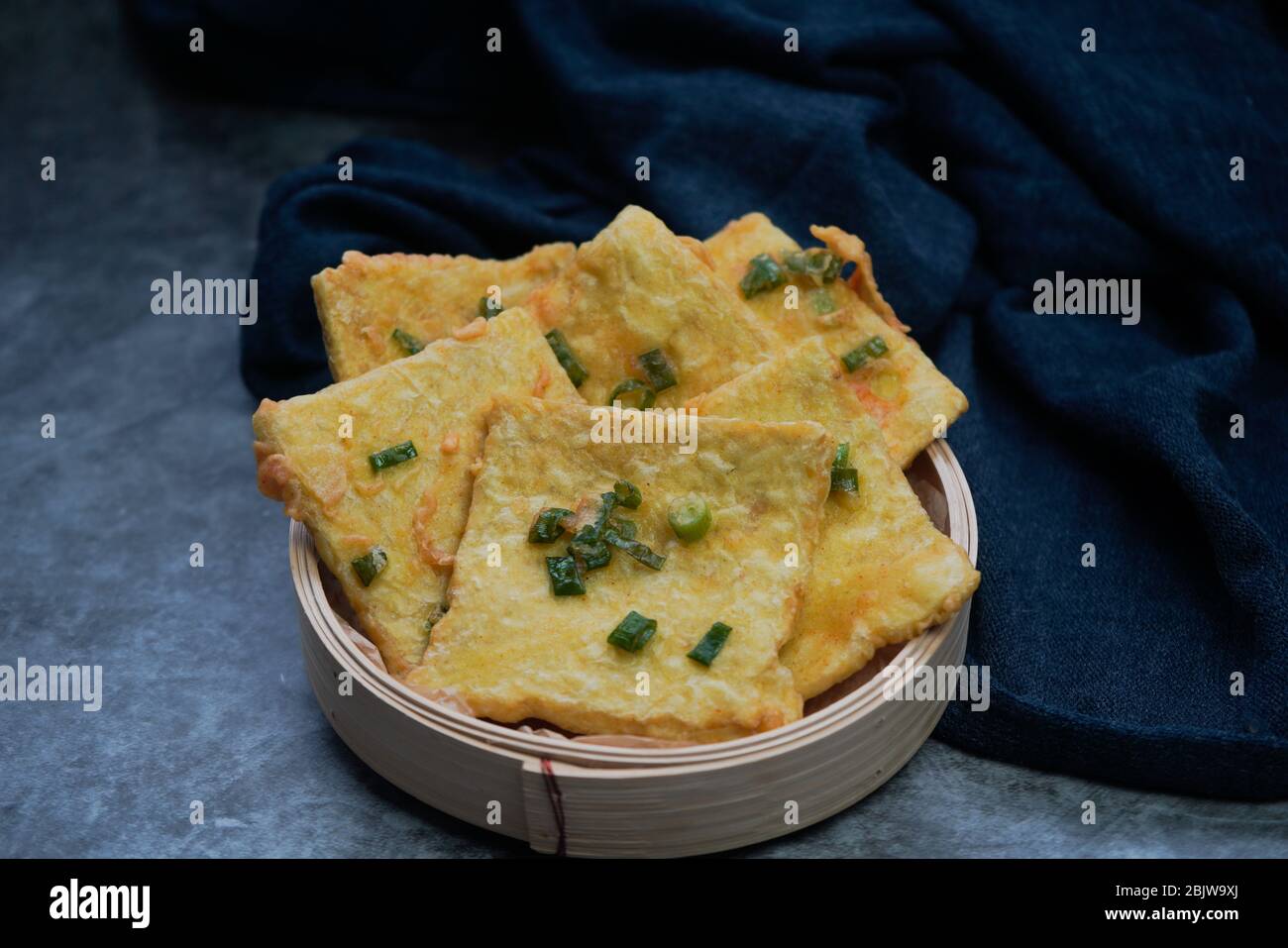 Tempe Mendoan : Indonesian Traditional Food Deep Fried Tempeh Stock ...