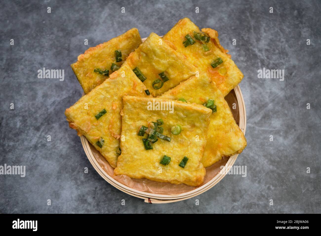 Tempe Mendoan : Indonesian Traditional Food Deep Fried Tempeh Stock ...