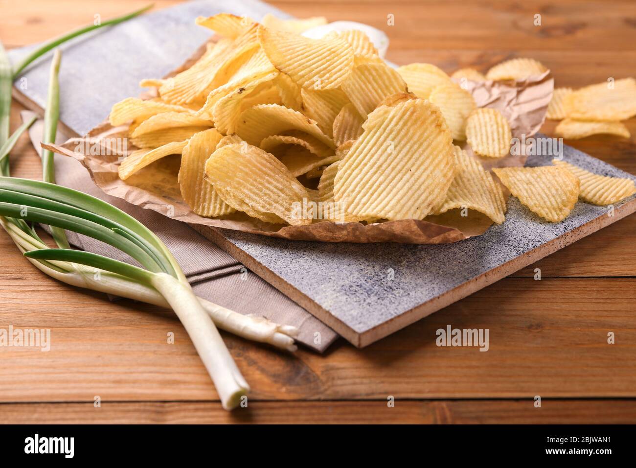 Heap ridged potato chips hi-res stock photography and images - Alamy