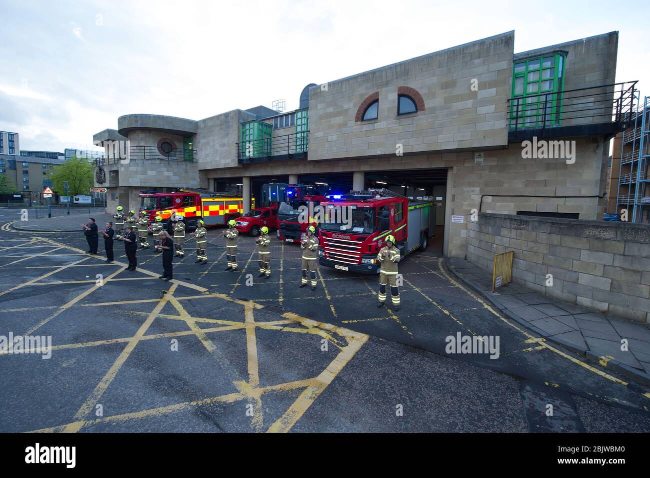 Scottish fire and rescue service hi-res stock photography and images ...