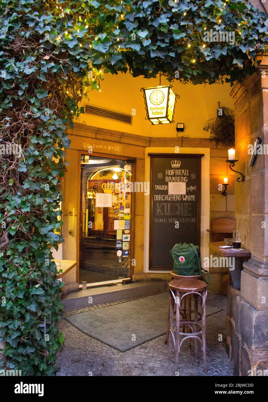 Bavarian pub hi-res stock photography and images - Alamy