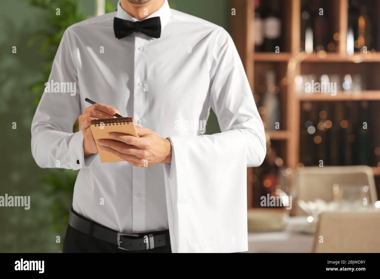 Waiter taking order hi-res stock photography and images - Alamy