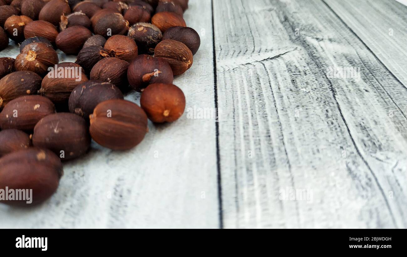 Unprocessed coffee beans, still pure Stock Photo - Alamy